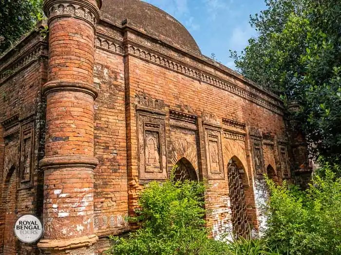 Eligant Goaldi Mosque - Royal Bengal Tours